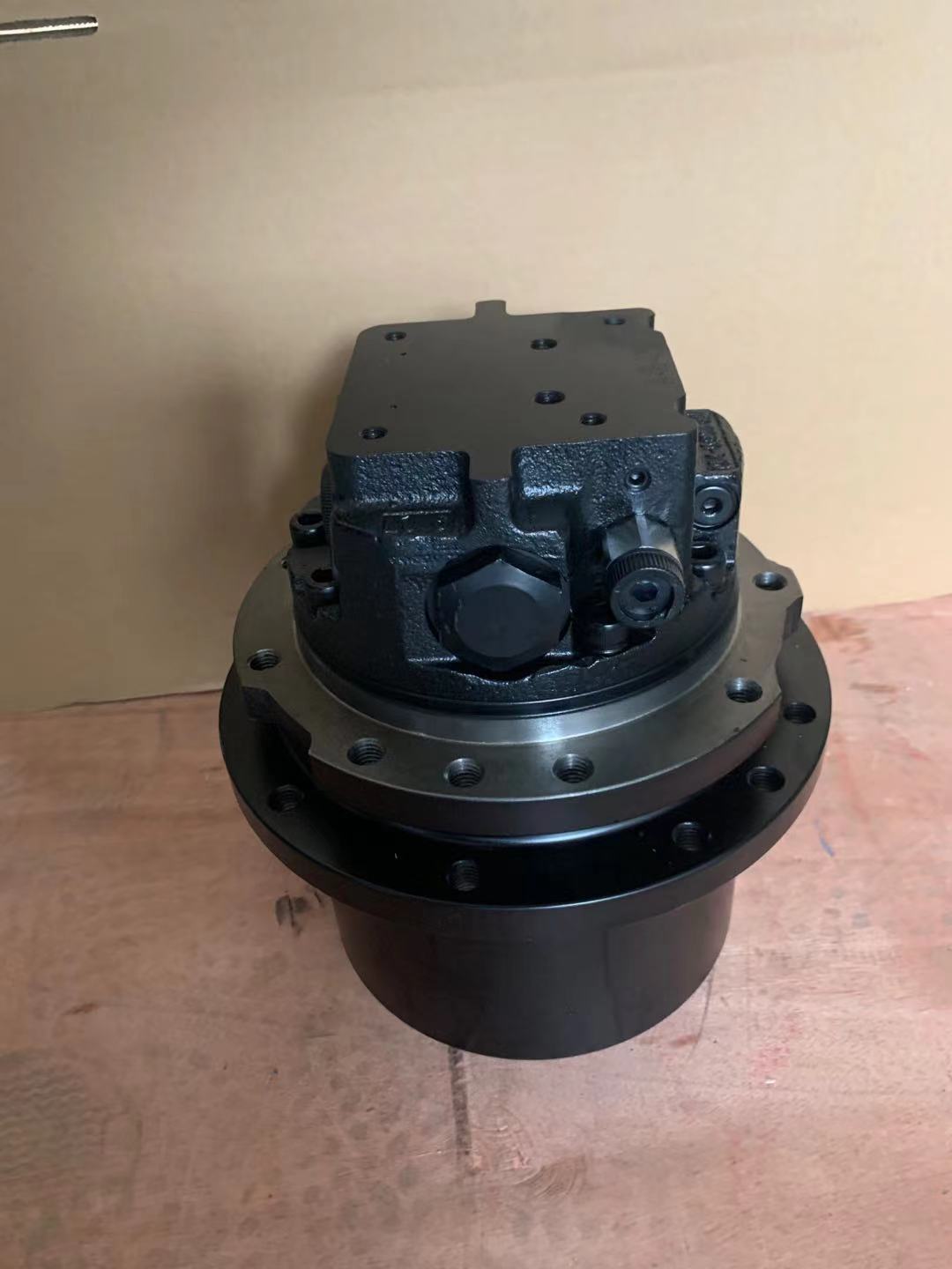 RC441-61600 Hydraulic Final Drive Motor For Kubota KX91-3S KX91-3SS KX ...